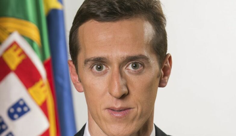 Gasolineira que pagou 194 mil euros a empresa de Montenegro vai ...